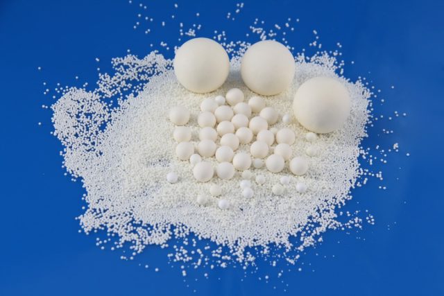 Ceramic grinding media balls | INNOVACERA